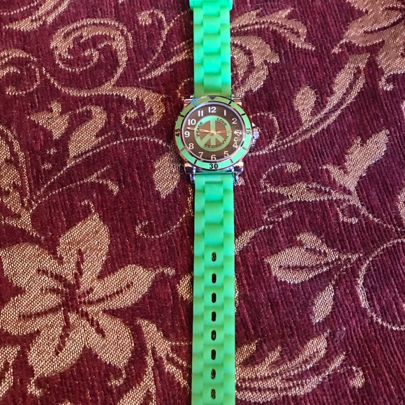 Collezio | Accessories | Collezio Green Peace Watch | Poshmark